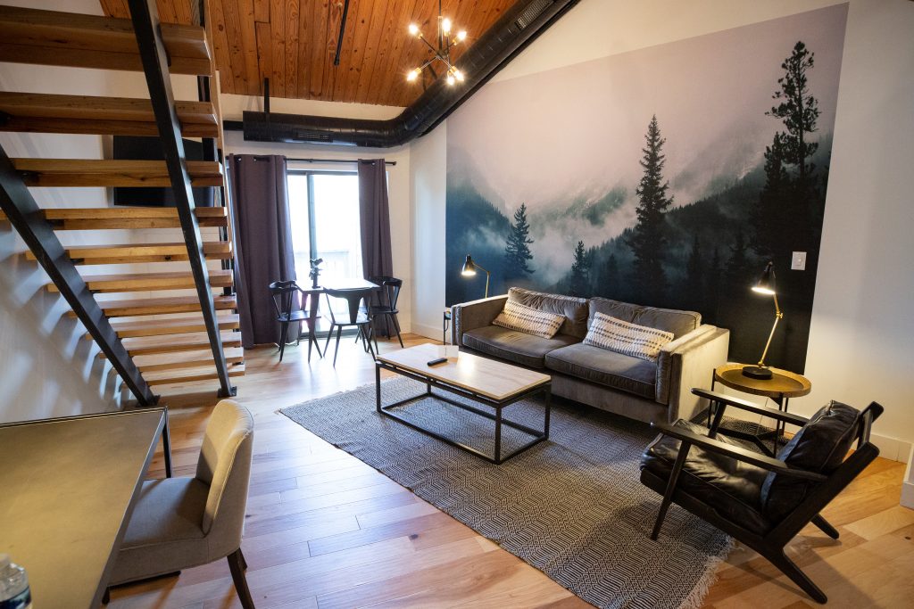 BOGO Ski + Stay Midweek Lodging Package - Wintergreen Resort